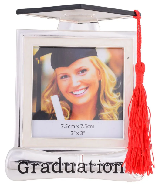 Graduation Hat Frame – Interior Motif ADL